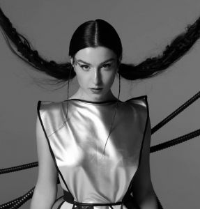 EMAA lyrics with translations